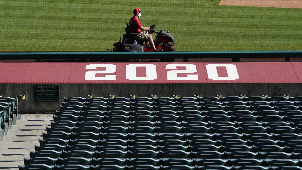 MLB commissioner: Shut down likely if sport doesn't do better 'managing ...