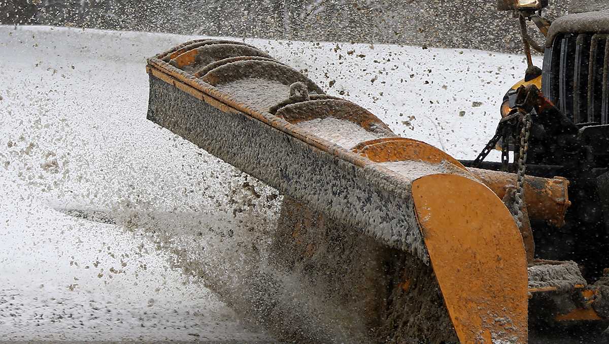 Tracking PennDOT snow plow trucks