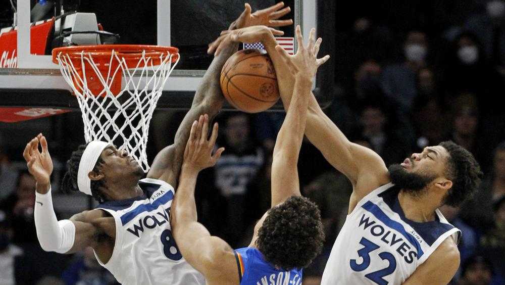 Towns, Russell return; Timberwolves beat Thunder 98-90