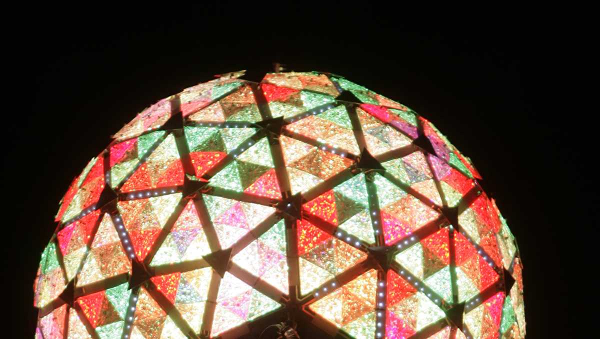 The Blue Grass Ball Drop: A foot-stompin' New Year's Eve extravaganza ...