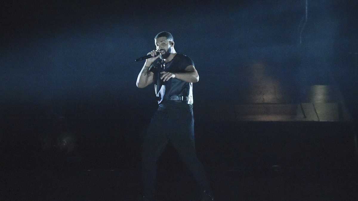 Drake announces concert in Alabama
