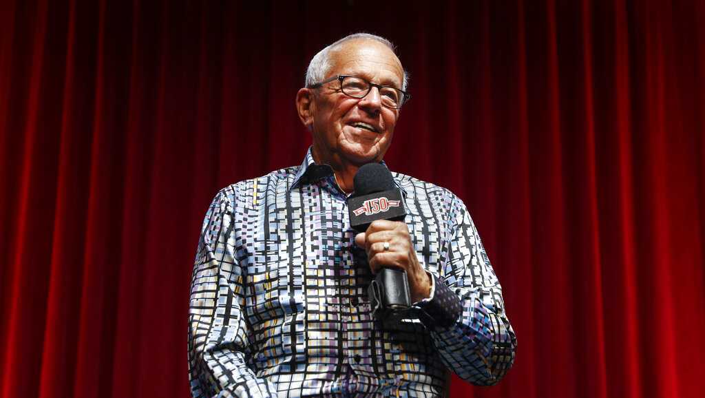 Marty Brennaman bronze statue to be unveiled at Great American Ball Park