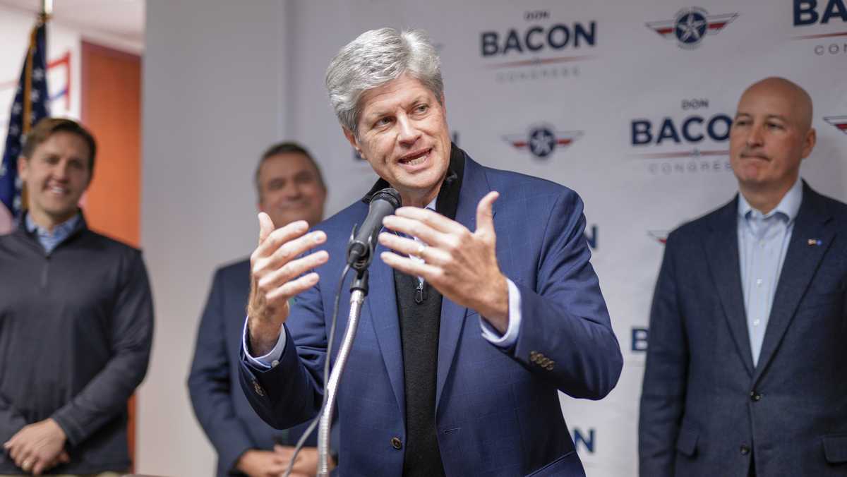 Feds: Fortenberry met with foreign billionaire