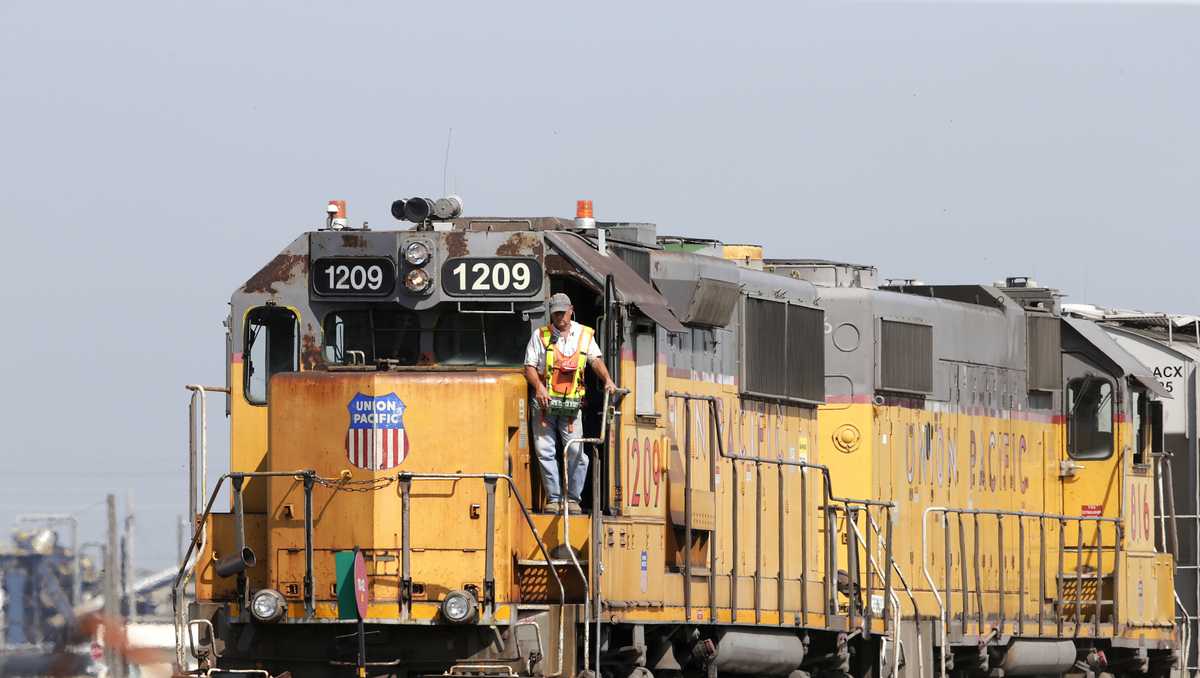 Union Pacific has to navigate vaccine rollout in 23 different states