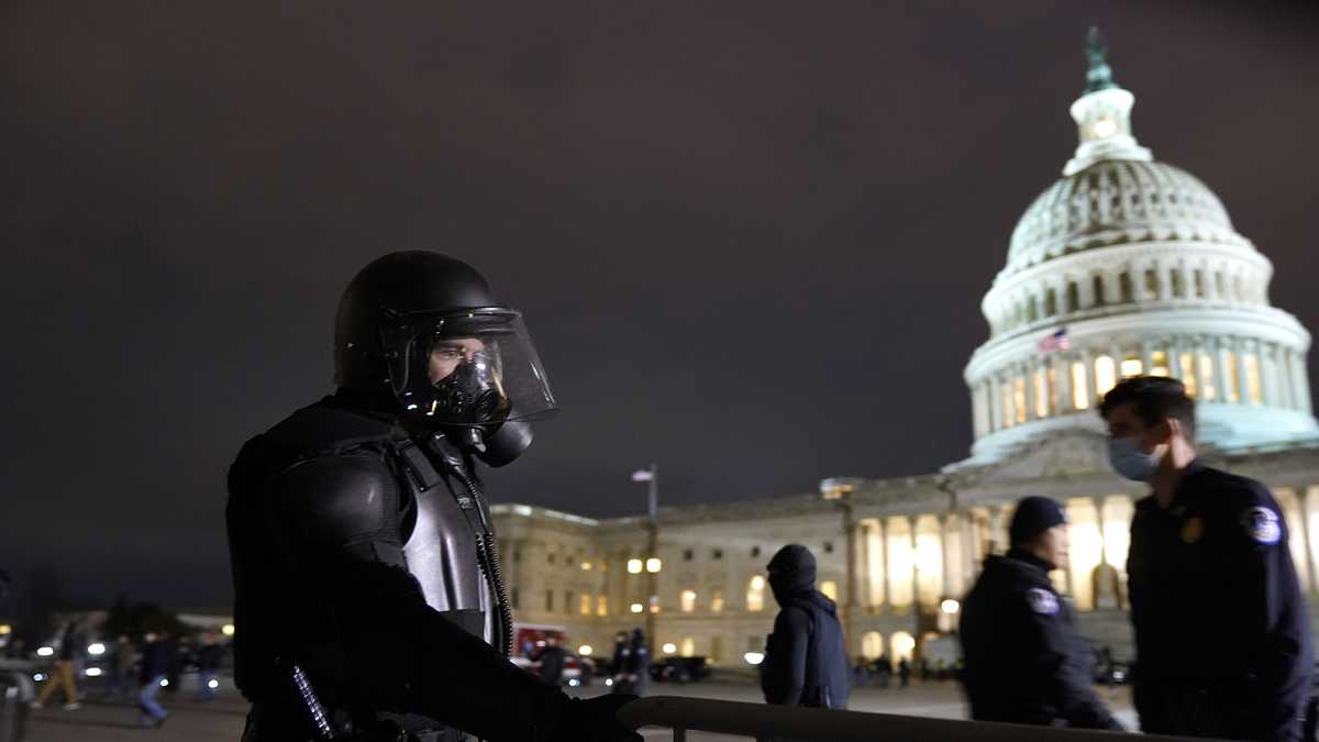 PHOTOS: DC in chaos after mob storms US Capitol