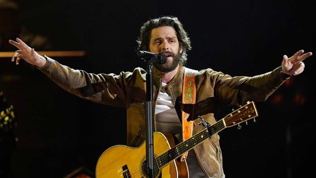 Country star Thomas Rhett to return to the Queen City on tour in 2025