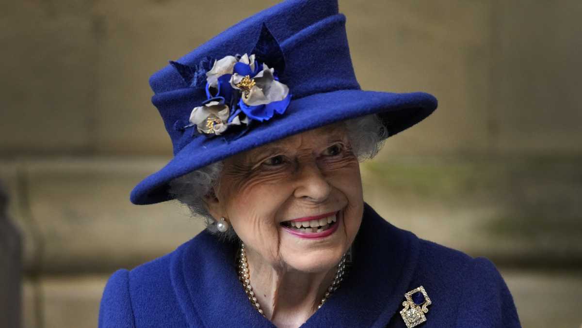 Queen Elizabeth spent a night in a hospital for checks, Buckingham ...