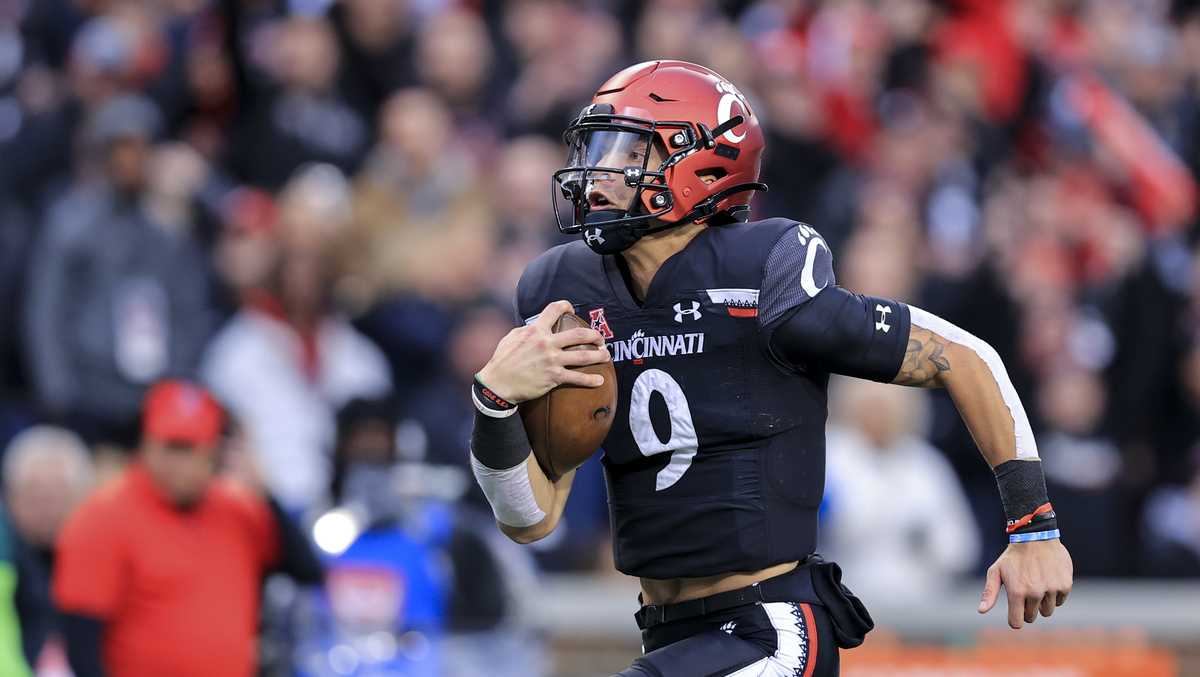 No. 4 Cincinnati’s steps to historic CFP berth: Win, wait