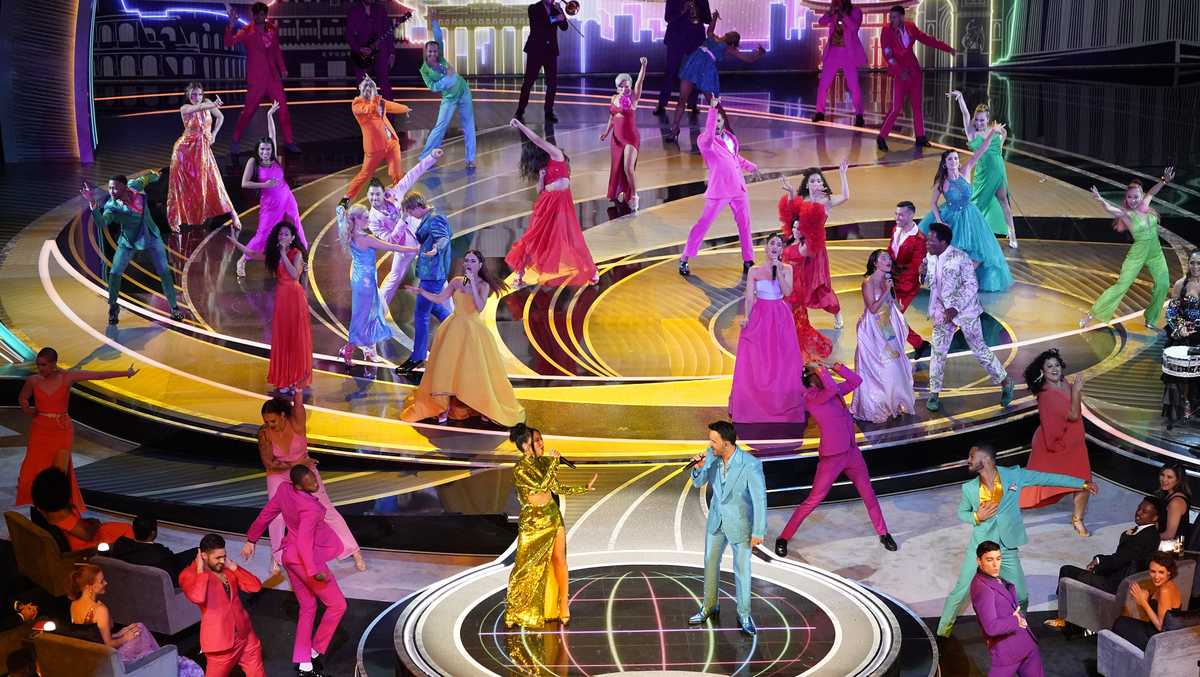 Oscars audience tops 15 million, up from last year's record low