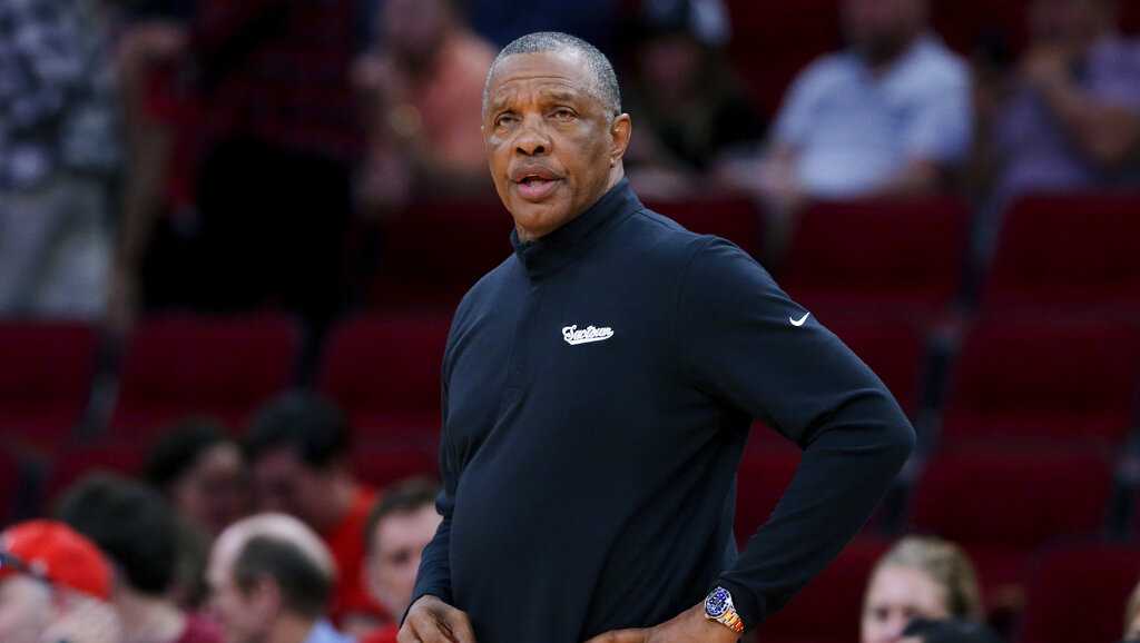 Alvin Gentry staying in Sacramento, takes on new role with Kings