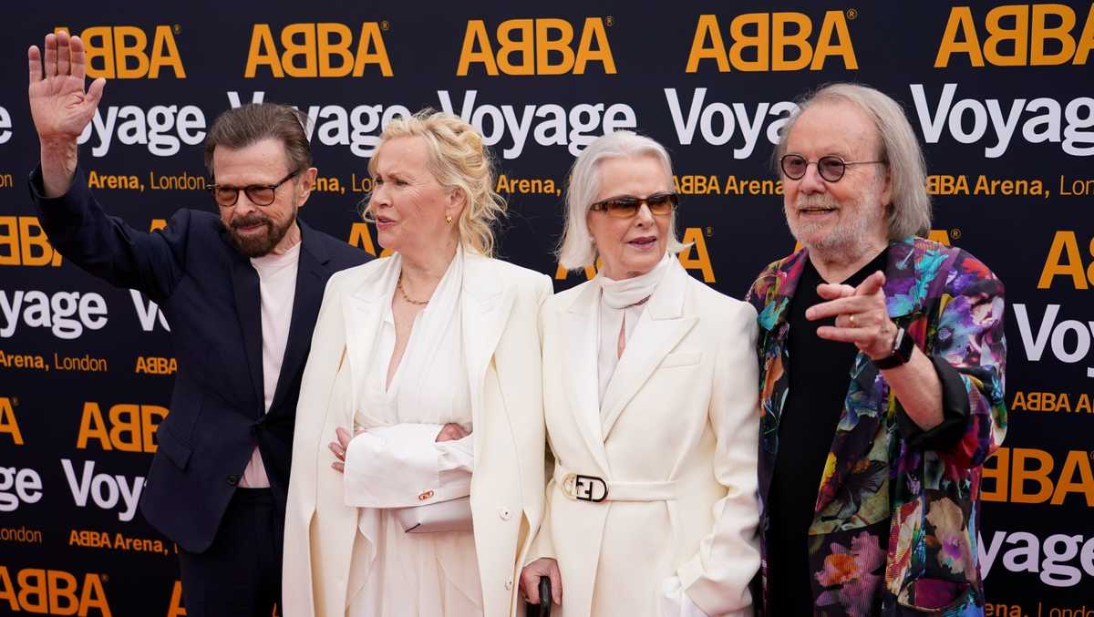 Stars, royalty watch ABBA's return in digital stage show