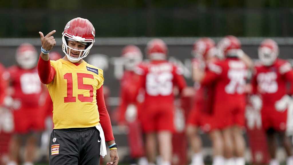 KC Chief Justin Reid's mic drop moment on Good Morning Football