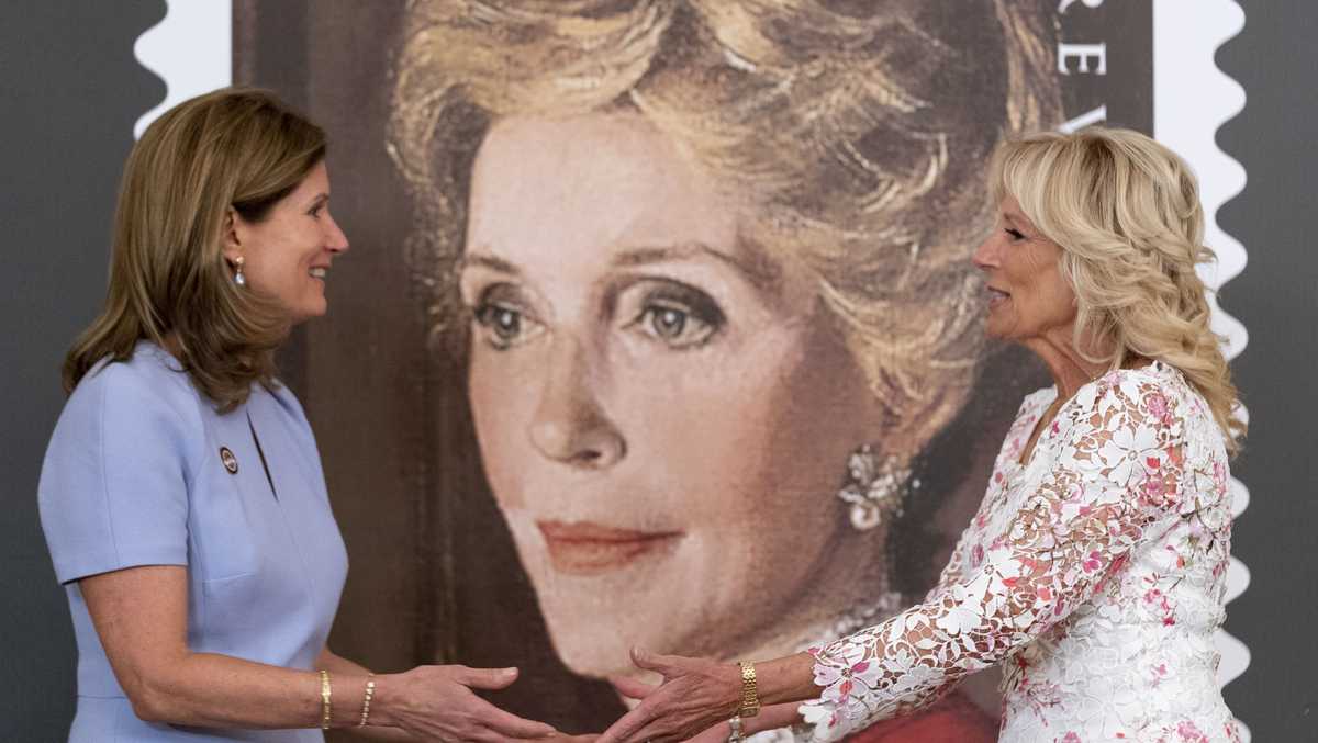 Postage stamp honoring former First Lady Nancy Reagan unveiled
