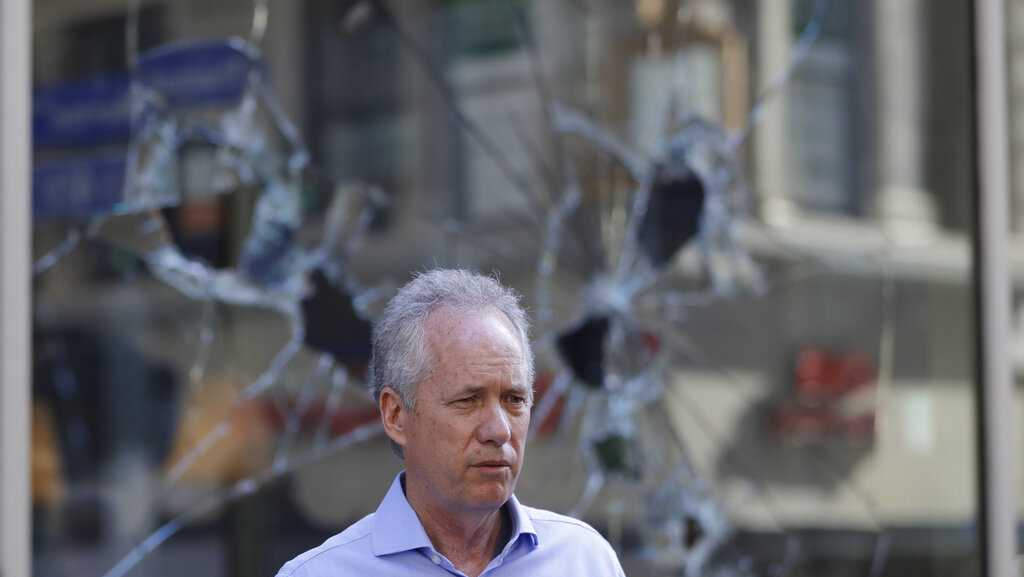Mayor of Louisville, Kentucky, 'doing fine' after punch