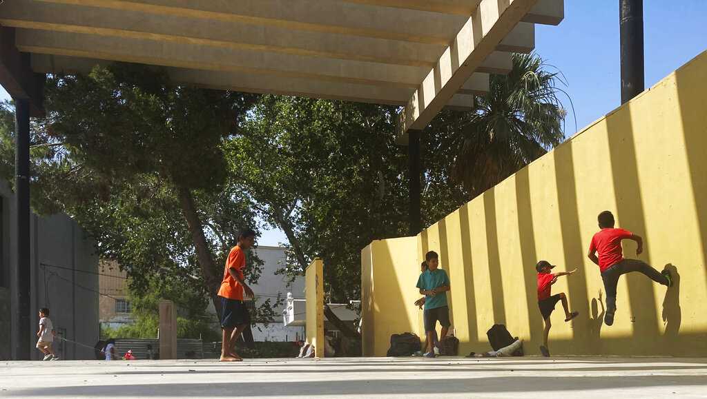 Supreme Court certifies ruling ending Trump border policy