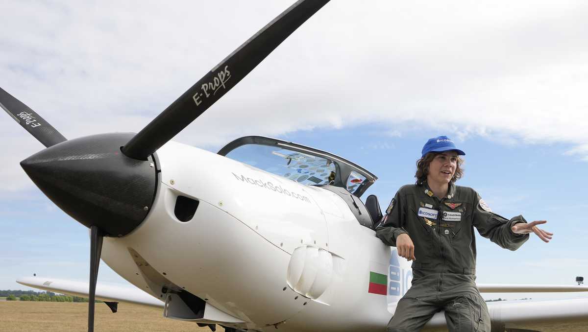 'Follow your dreams': 17-year-old pilot sets record for solo flight ...