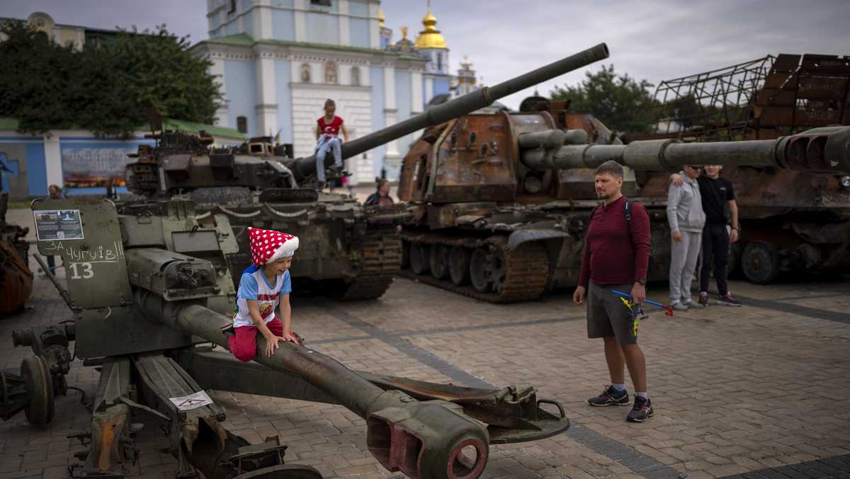 Ukrainian port city, Kharkiv come under Russian shelling