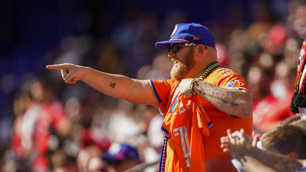 FCC fans cheer on club's first playoff victory in New Jersey