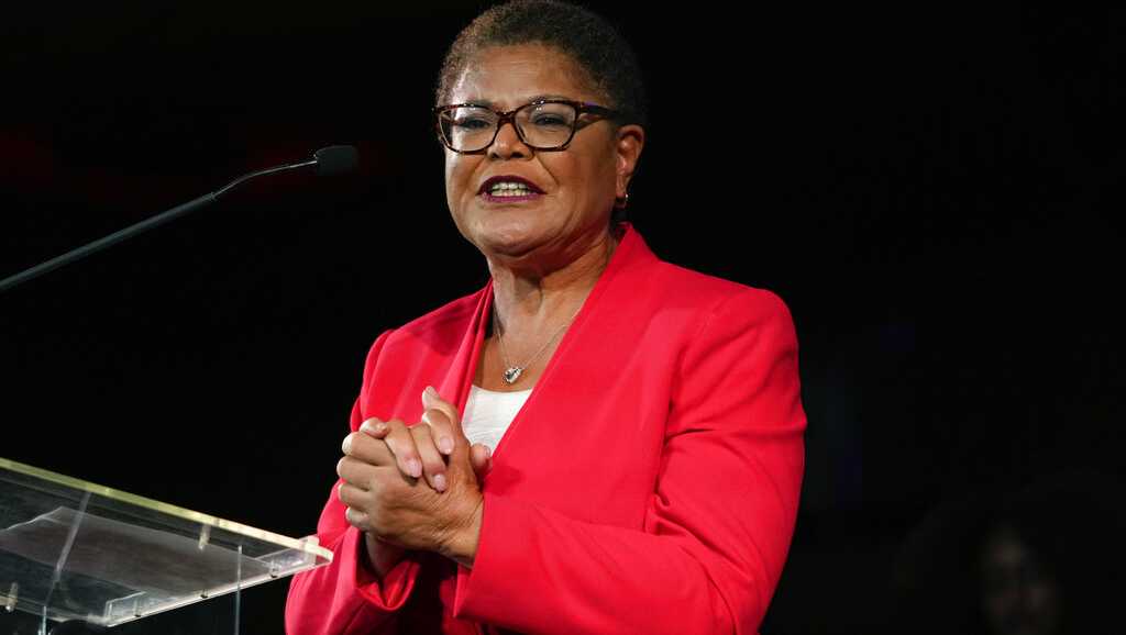 Los Angeles Elects Karen Bass As Mayor First Black Woman In Post