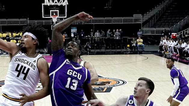 Wichita State's Isaiah Poor Bear-Chandler target of 'insensitive ...