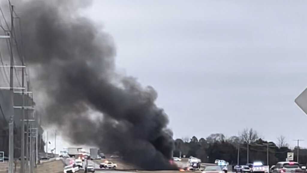 Black Hawk helicopter crashes in Alabama, killing 2 crew