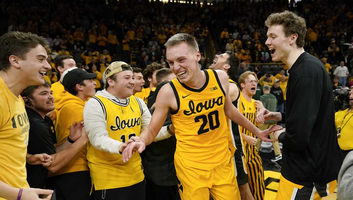 Iowa pulls off indescribable rally to beat Michigan State