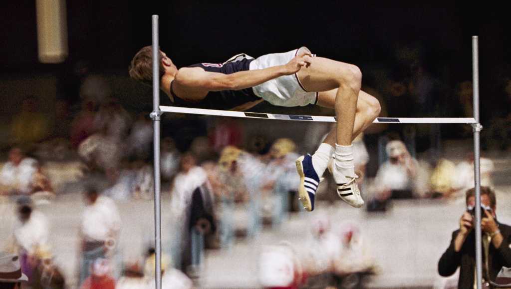 'Fosbury Flop' Olympic high jumper Dick Fosbury dies at 76