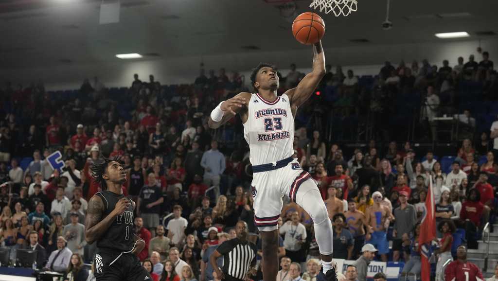 No. 15 Florida Atlantic rolls past FIU 94-60