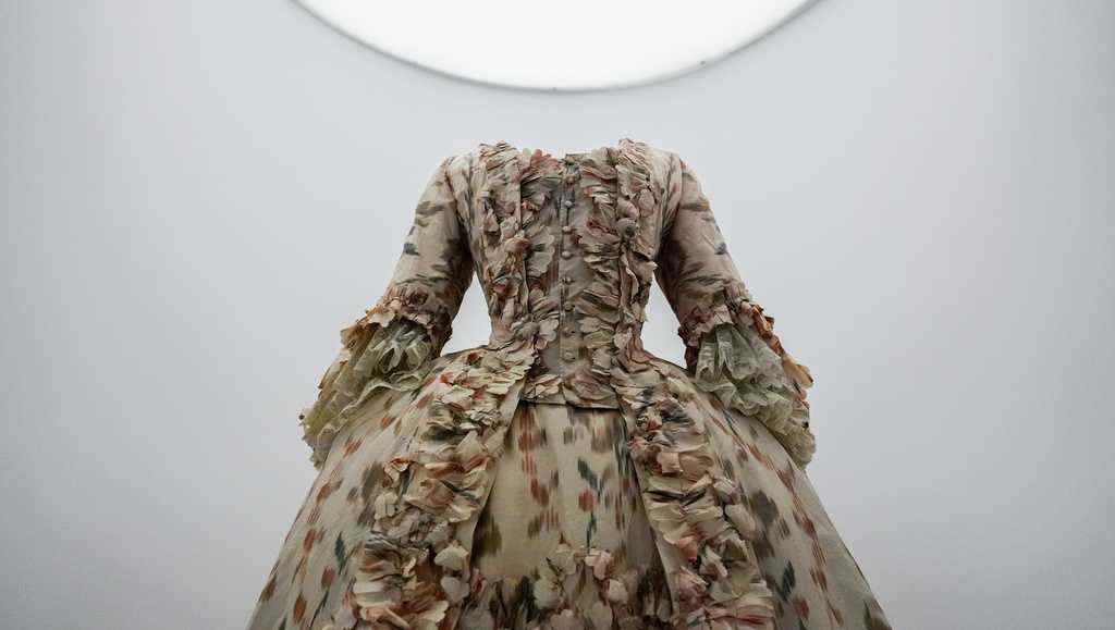 Highlights from the 2024 Met Gala exhibit: Sleeping Beauty would wake ...