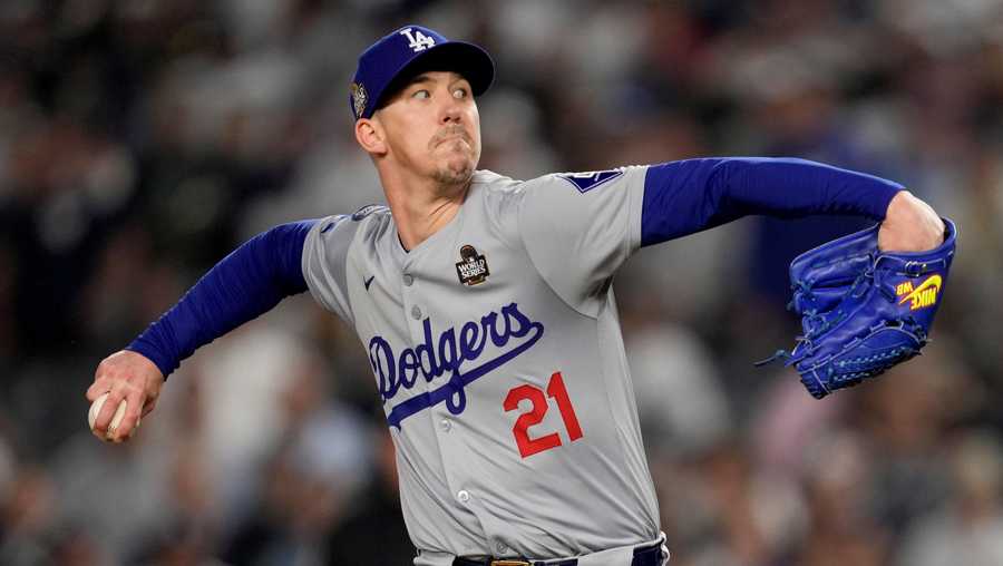 Red Sox reportedly agree to 1-year deal with Buehler