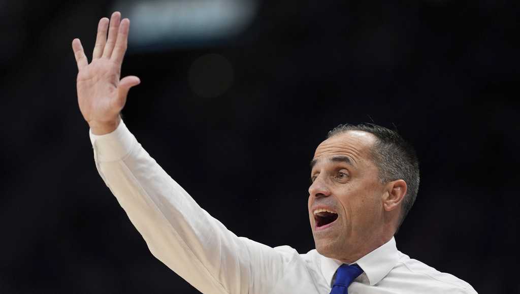 Drake basketball: Bulldogs fans are rallying around their new head ...