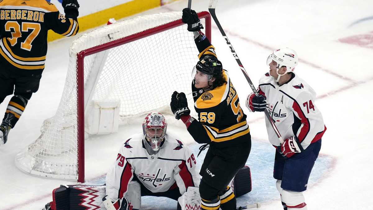 Bruins top NHL season points mark; beat Capitals 5-2