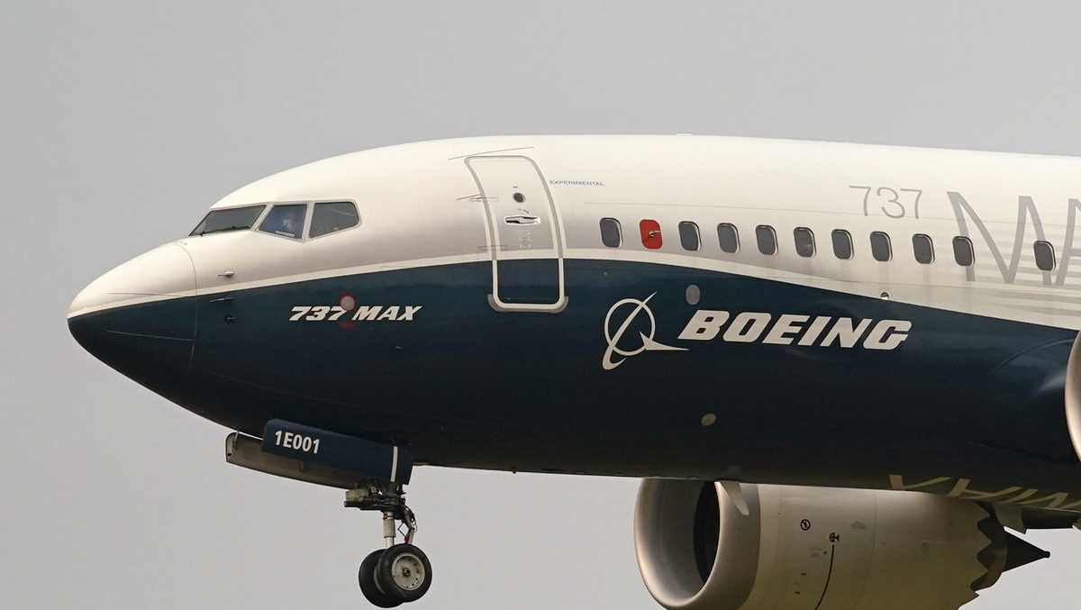 Report: FAA overrode its own engineers' 737 Boeing Max grounding ...