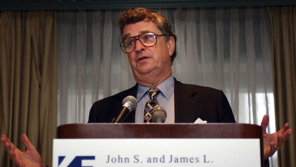 Hodding Carter III, State Department spokesman during Iran hostage ...