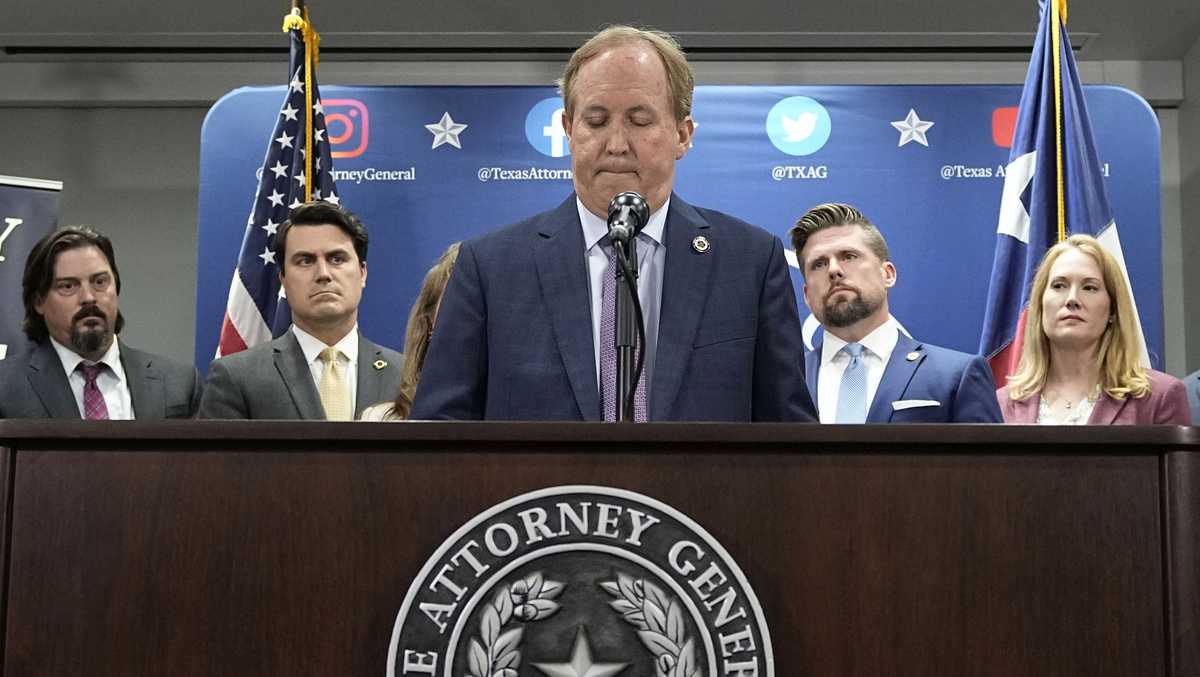 Texas House votes to impeach Attorney General Ken Paxton