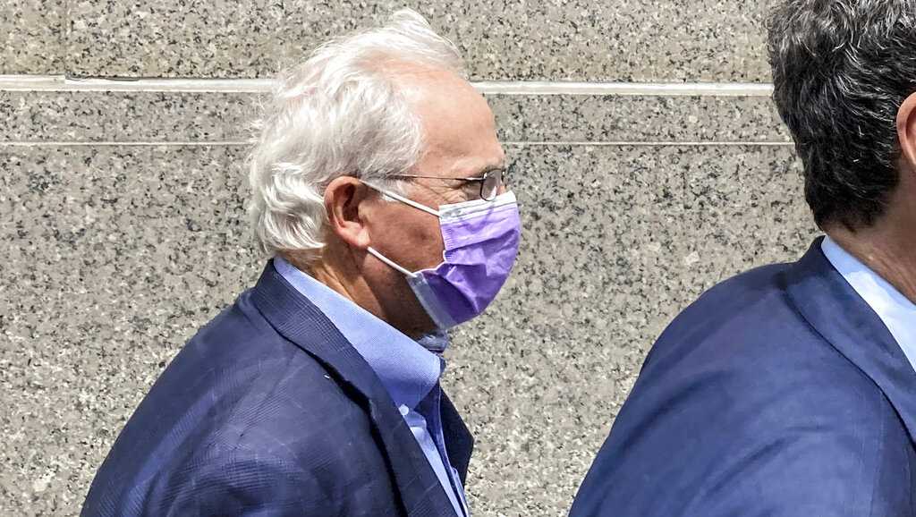 Former Indiana congressman sentenced to prison for insider trading