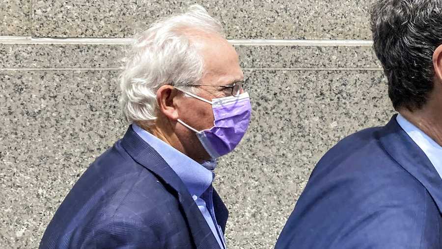 Former Indiana congressman sentenced to prison for insider trading
