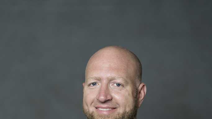 Photos of Matt Stutzman, the ‘Armless Archer’ from Fairfield, Iowa