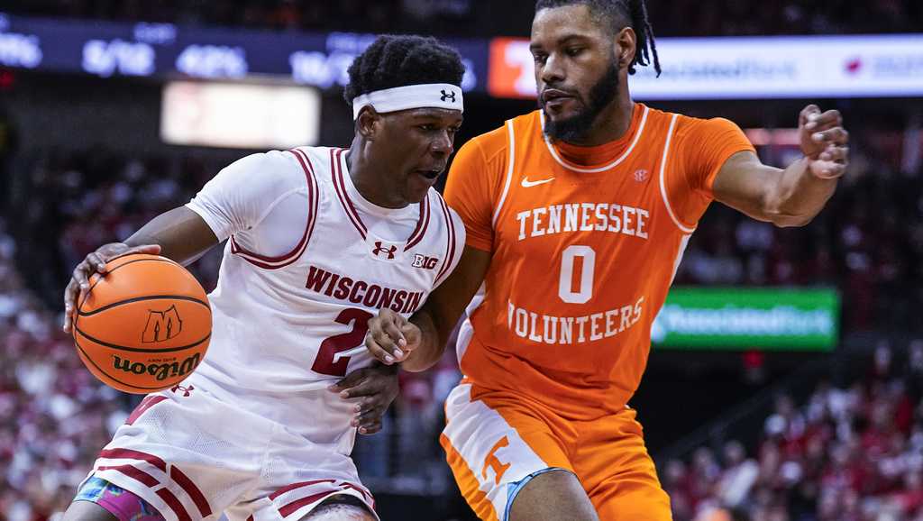 No. 9 Tennessee beats Wisconsin