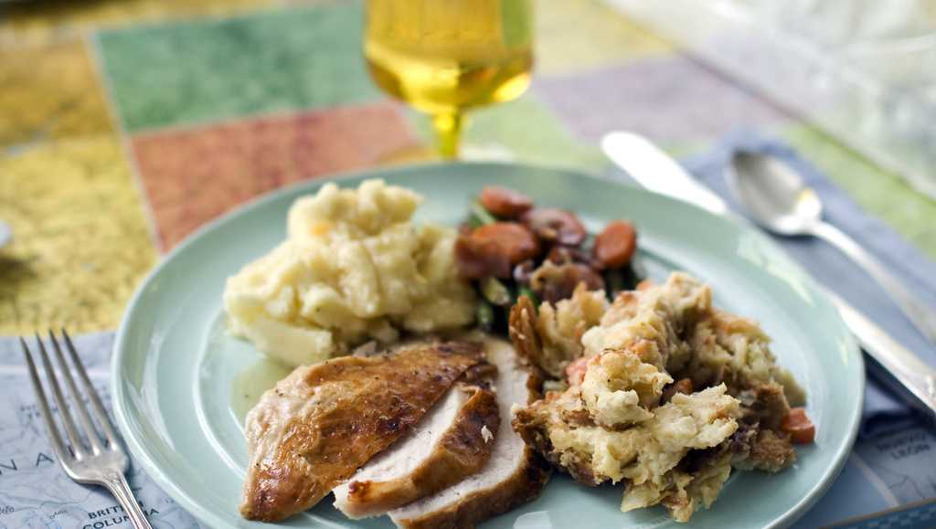 Turkey is the favorite dish, but poll finds disagreement over other ...