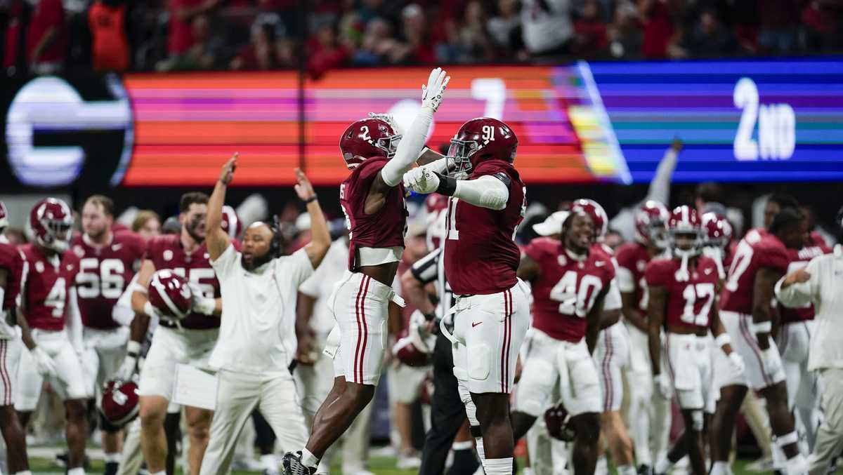 Alabama wins SEC Championship 27-24