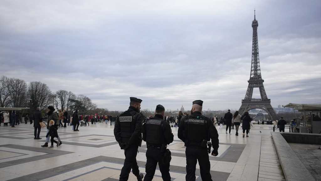 German tourist fatally stabbed in Paris in suspected terrorist attack