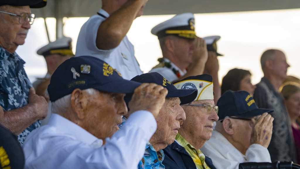 Centenarian survivors of Pearl Harbor attack return to honor those who ...