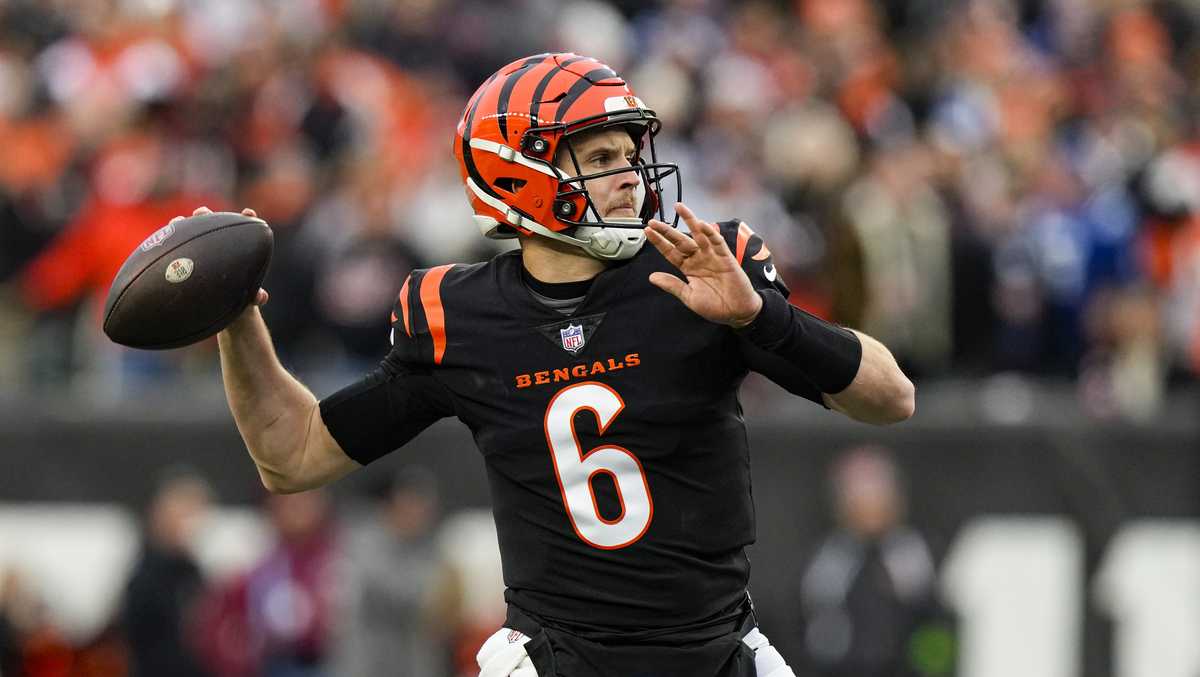 Bengals' quarterback Jake Browning evaluated for apparent muscle cramps ...