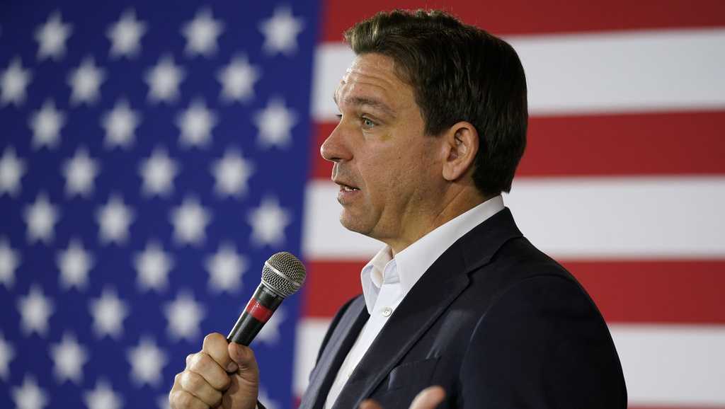 Ron DeSantis responds to Iowa polling numbers during CNN town hall in ...