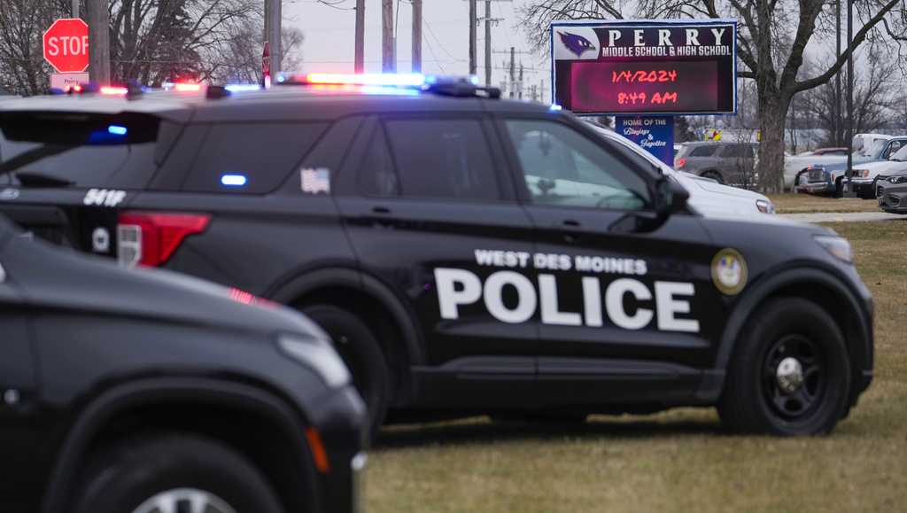 Iowa officials identify student killed in high school shooting