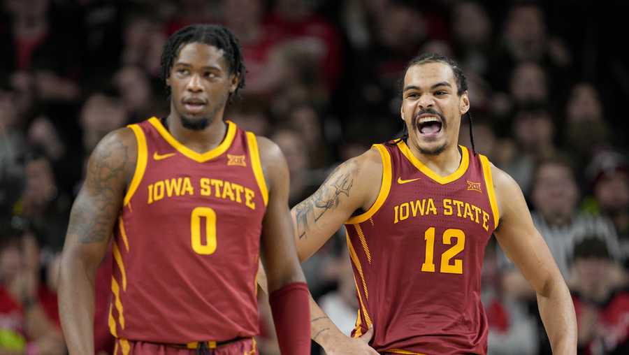 Cyclones put the clamps down on Cinci
