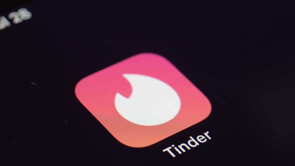 Tinder, Hinge and other dating apps encourage 'compulsive' use, lawsuit ...
