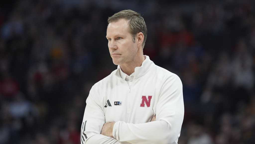 Nebraska basketball coach Fred Hoiberg to have medical procedure