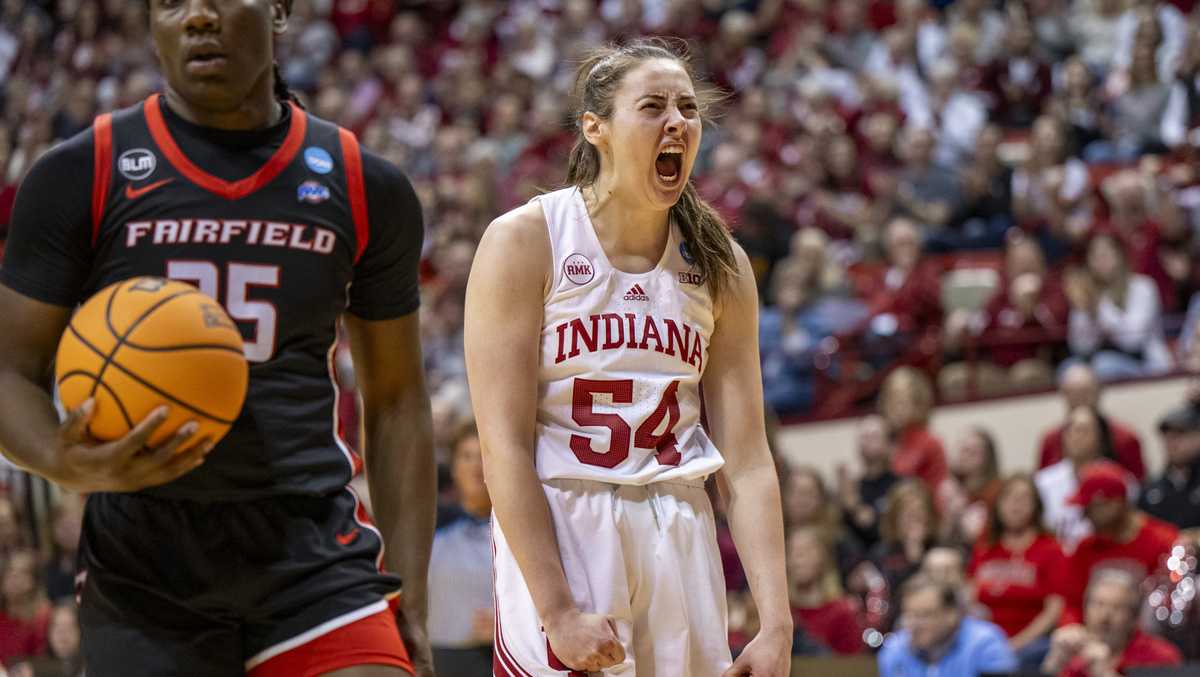 Indiana Hoosiers roll over Fairfield 89-56 to advance in tournament